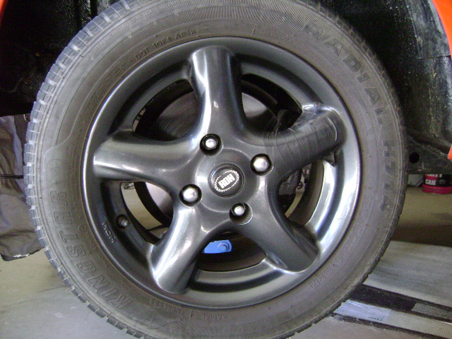 Powered by APG vNext Trial - 14 x ??? ROH reflex wheels | Classic Ford ...